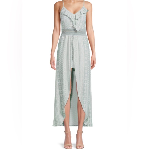 No Boundaries | Pants & Jumpsuits | No Boundaries Ruffle Walk Through ...